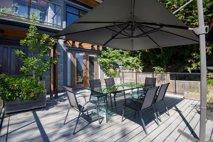 Ocean View House With A/c – Quiet & Scenic Escape - West Vancouver