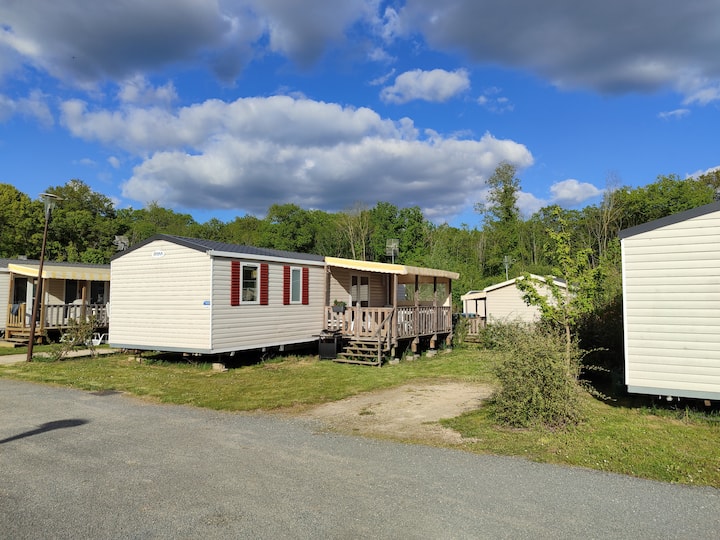 Bungalow 6/8 Personnes Dans Un Camping 4* - France