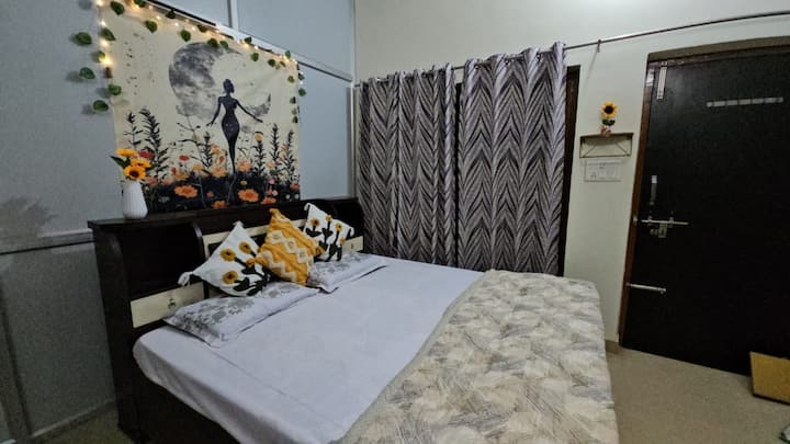 The Sunflower Nook - Lucknow