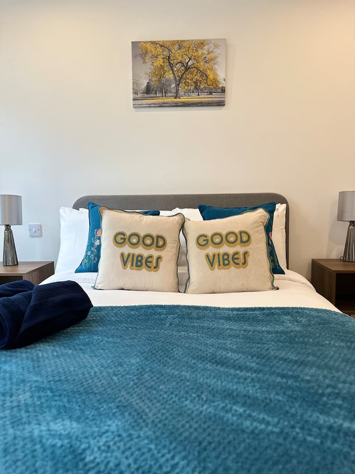 1 Bed Home Away From Home - Birmingham