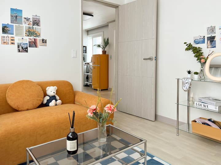 왕십리역6분| 강남,성수,명동,동대문,Ddp,교통편리,편의점,합법숙소|2br,3qbeds - Seoul