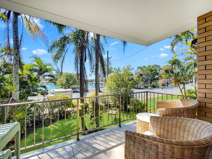 Stylish 3br Apartment Opposite Chambers Island - Maroochydore