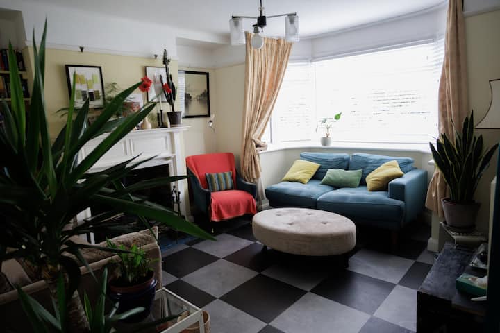 Lovely Family House London - London