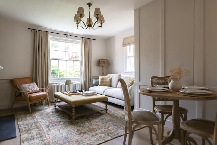 Luxury Boutique Duplex 17th Cent. - Train London - Harpenden