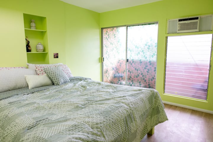 Walk To Hilo Bay~private Suite + Fast Wifi - Hilo, HI