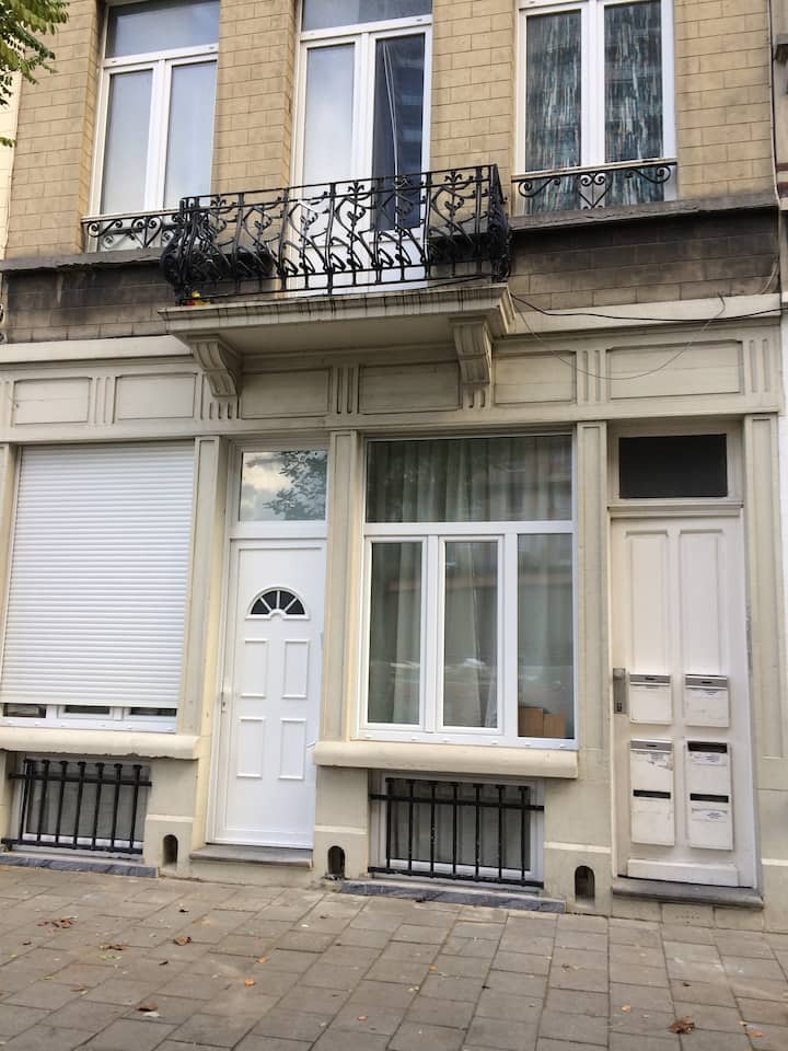 Appartement Atypique En Rdc. - Brüssel
