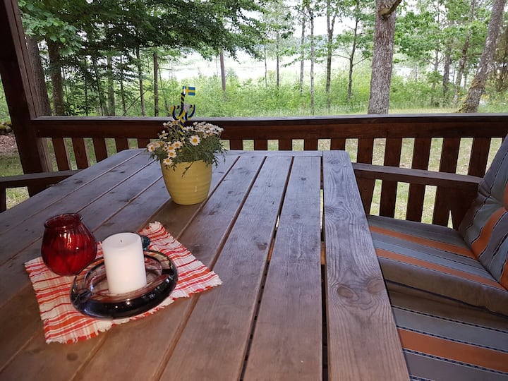 Mysig Stuga Med Egen Strandtomt Och Roddbåt - Tingsryd