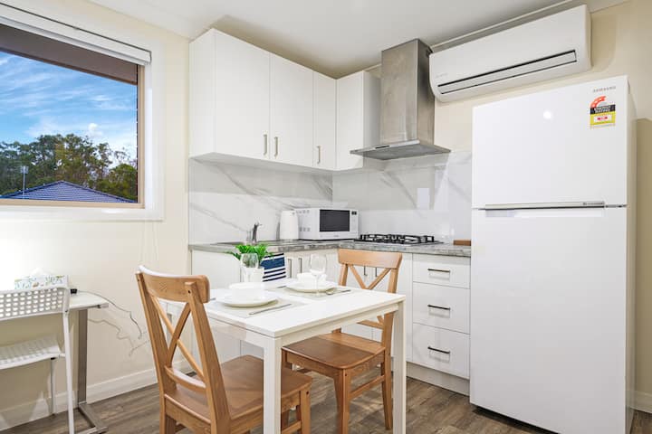 Charming Studio In Tallawong - Sydney