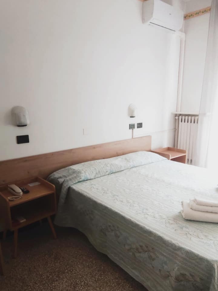 Budget Double Room - Rímini