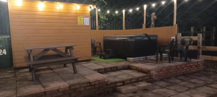 124 Snowdon Drive With A Hot Tub In Glan Gwna - Caernarfon