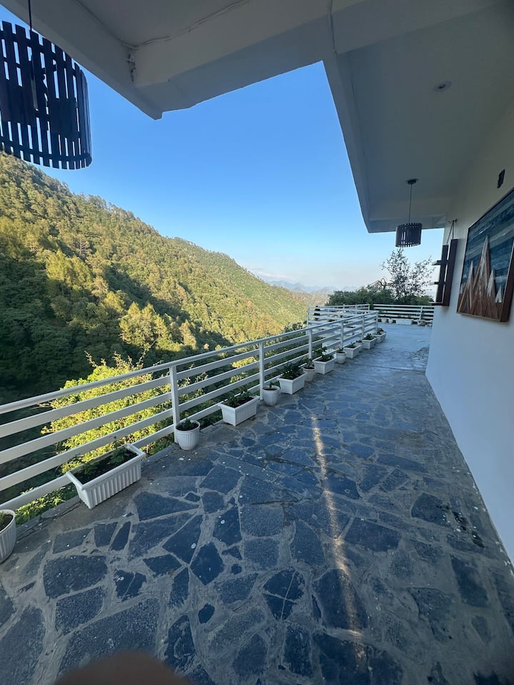 4-br Cozy Cottage With Bonfire/bbq - Mussoorie