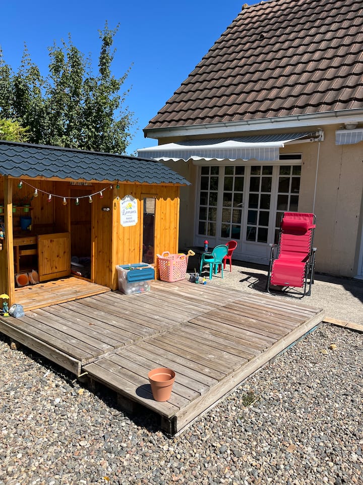 Loue Logement, Une Chambre - Saint-Amand-Montrond