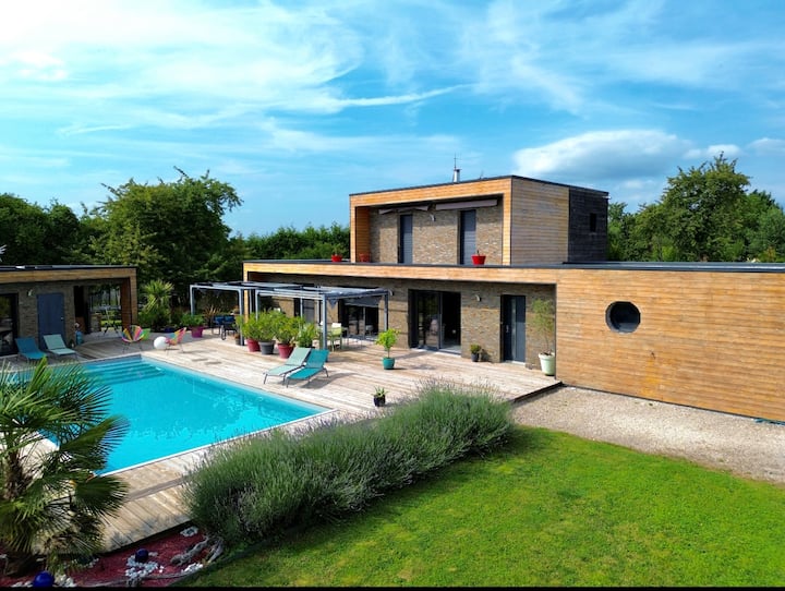 Villa M Pour 8 Jacuzzi Et Piscine Privés - Haute-Saône
