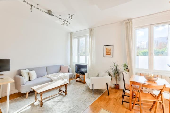 Lovely One-bedroom In Gambetta - Paris