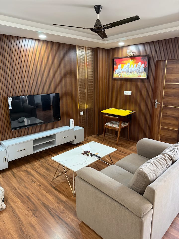 Pink City B&b ~ Golden Aura Retreat Suite - Jaipur