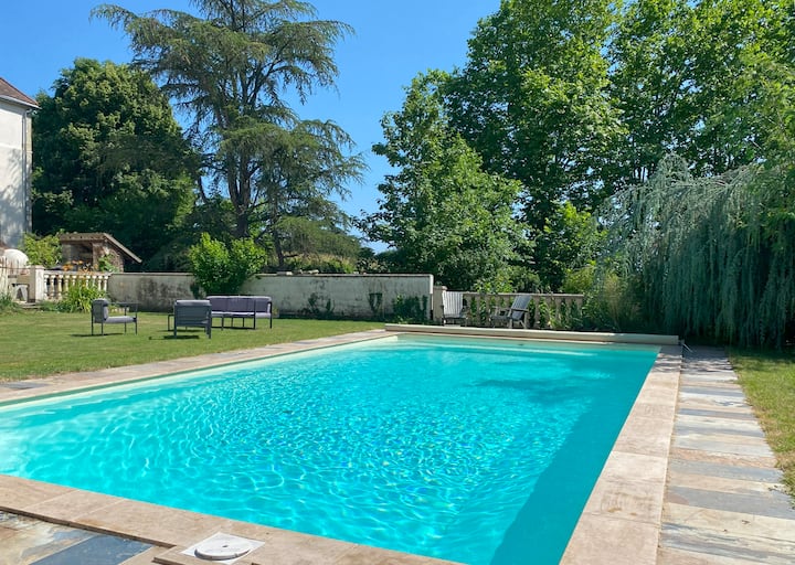 Château De Champagnat, With Pool - Allier