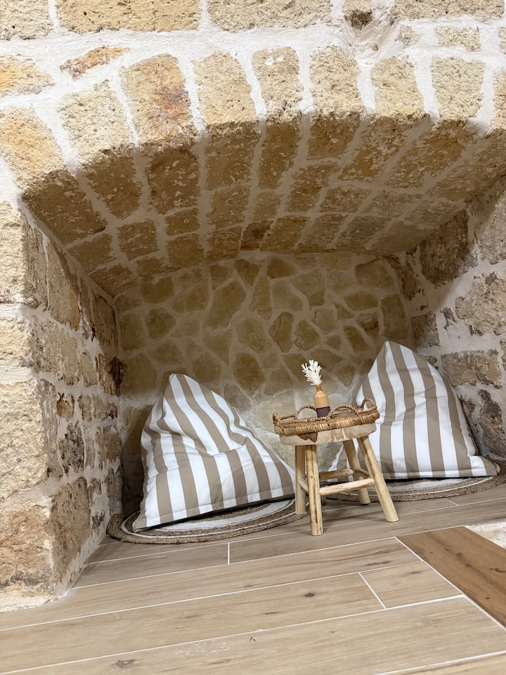 Matrimoniale Con Volte In Tufo - Mola di Bari