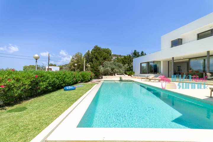 Villa Sun-kiss In Ibiza Town - Ibiza