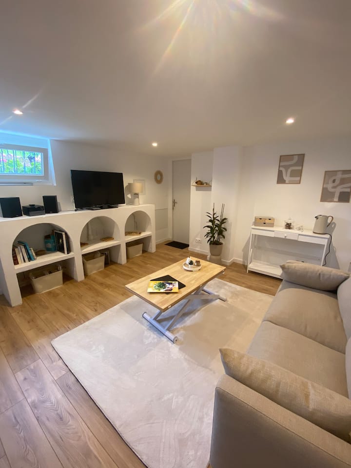 T2 Cosy Calme - Indépendant - Wifi-proche De Tours - Tours