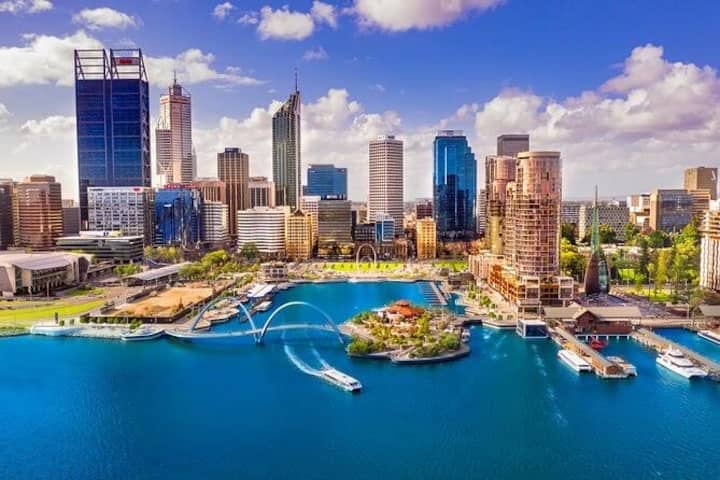 Lovely Newpark House Perth Cbd Hillarys Beach - Kingsley
