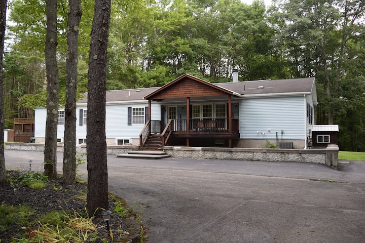 10 Min To Cooperstown All Star Village, Pool - Oneonta, NY