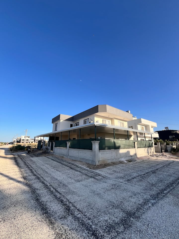 Havuzlu Lüx Daire 3+1 Müstakil - Silifke