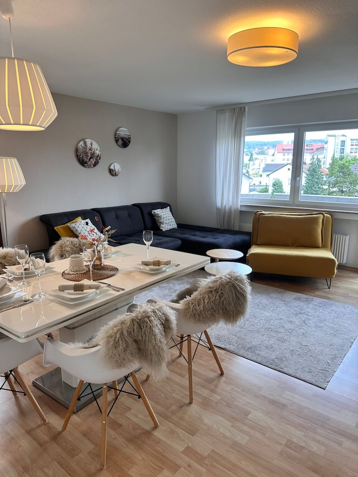 Geräumige Schöne Ferienwohnung Nähe Bodensee - Ravensburg