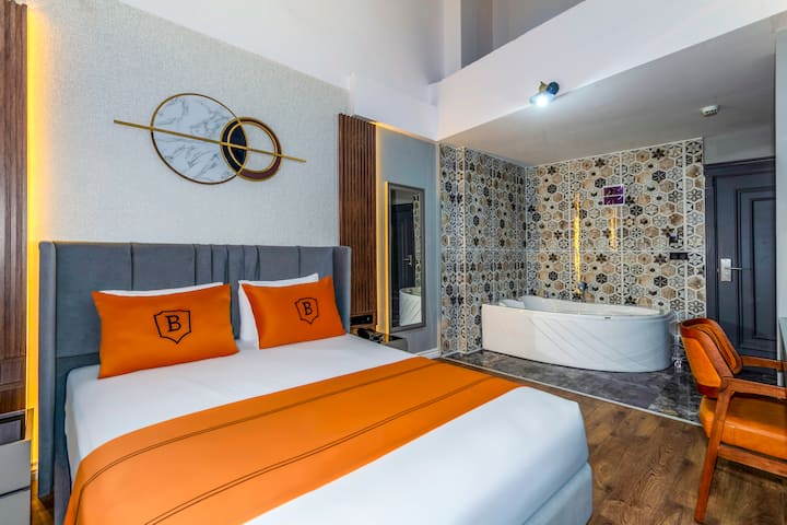 Jacuzzi Double Room - Arnavutköy