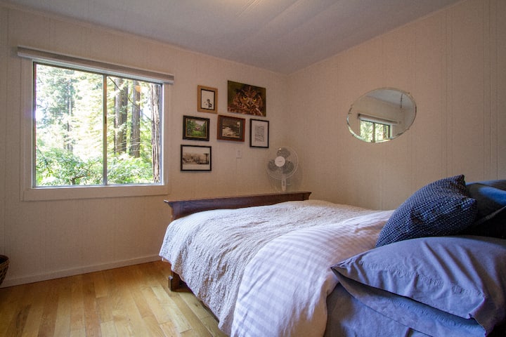 Cute & Comfy Tiny House - Guerneville, CA