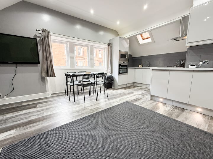 Glasgow Home – Newly Refurbished - 格拉斯哥