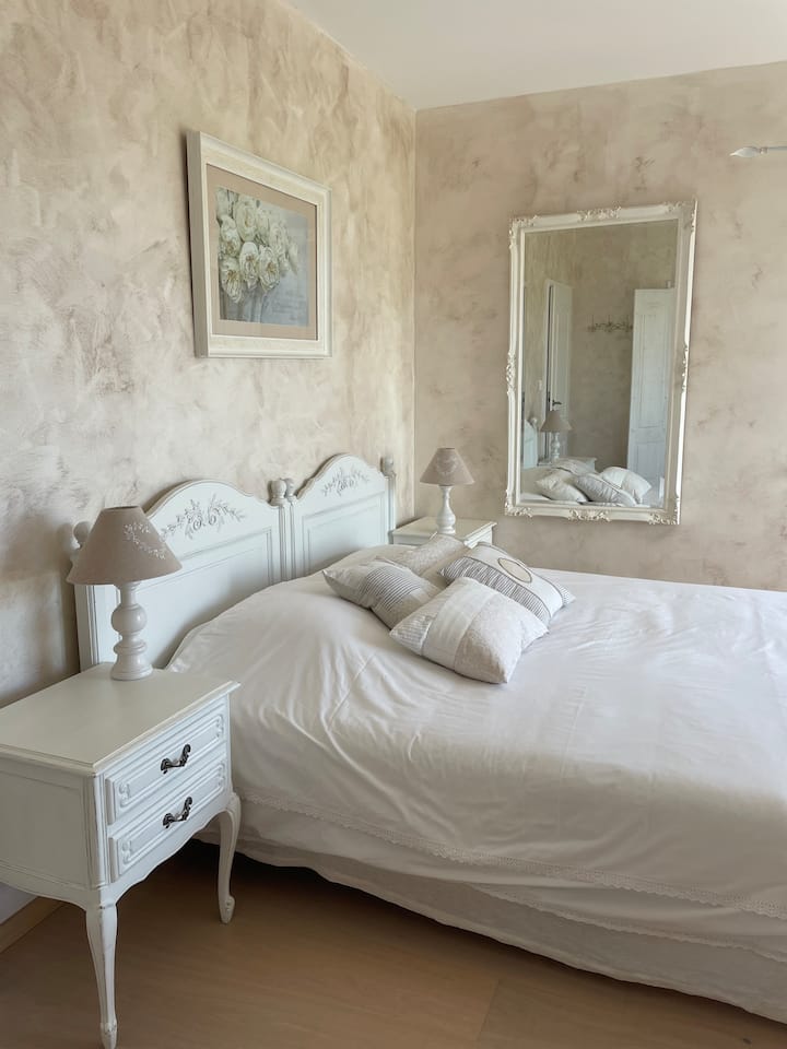 Chambre Cosy Avec Vue + Terrasse - Wissembourg