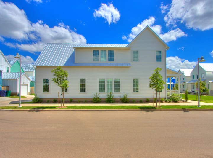 Happy Landings - Boathouse District - Oklahoma City