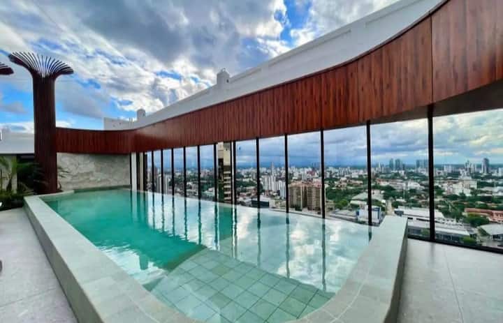 Luxury Stay • Rooftop Pool - Bolivia