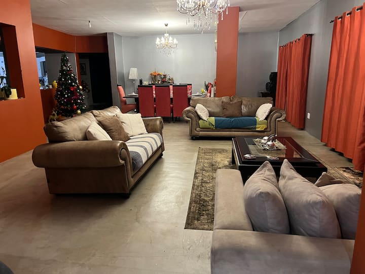 Bedroom 1, Sleeps 2 - Swaziland/ Eswatini