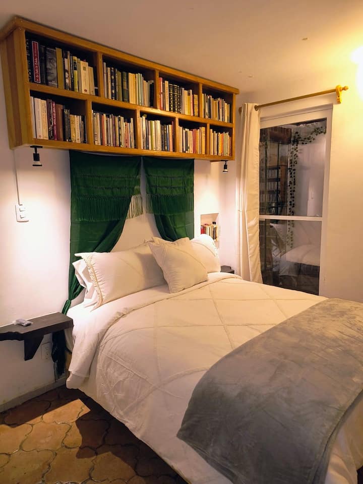 Fairy Tale Getaway In Coyoacan - Mexico