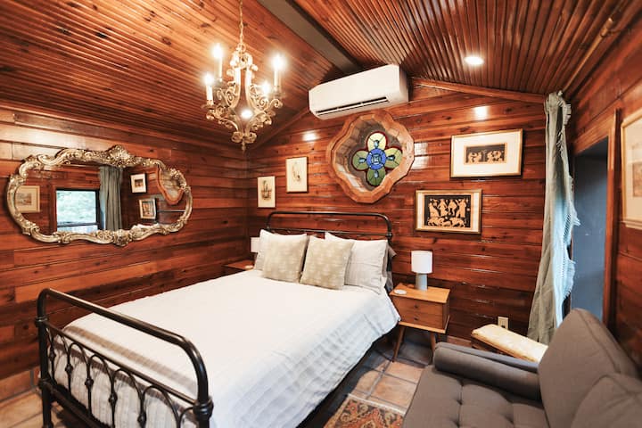 The Well House At El Sueño - 