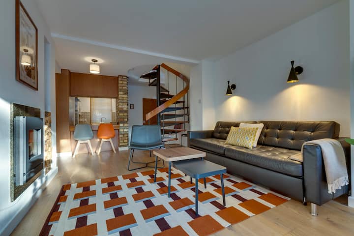 Modern And Stylish Townhouse In City Centre - Cambridge