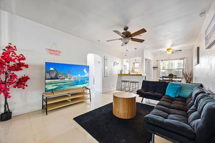 *New Listing*| Waterfront | Boat - Hollywood, FL