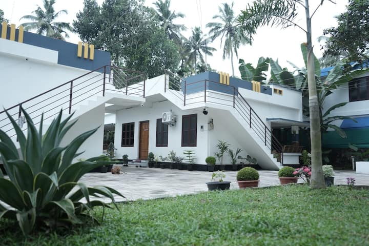 Blissful Apartments 1 - Varkala