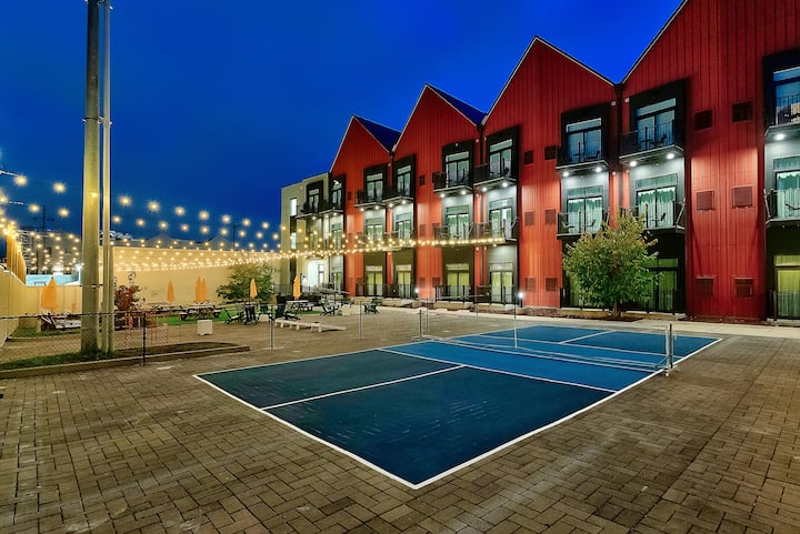 Germantown Queen Studio Pickleball+8 Min Broadway - Nashville, TN