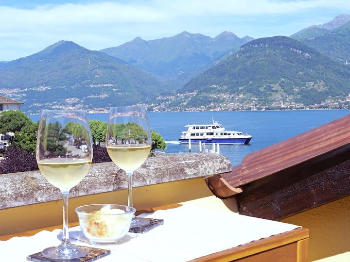 Charming Lakeview Apartment - Colico