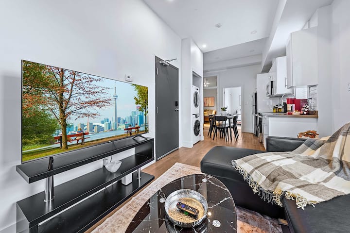 Modern Suite Near Woodbine Beach And Downtown - トロント