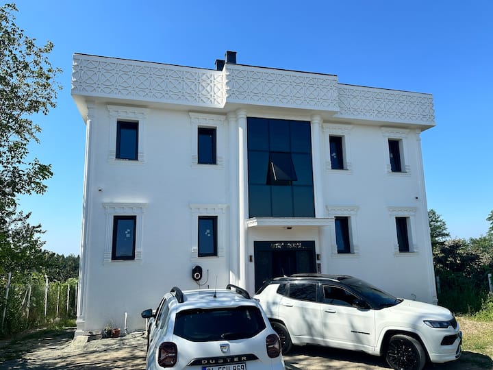 ŞEhrin Gürültüsünden Uzak - Trabzon