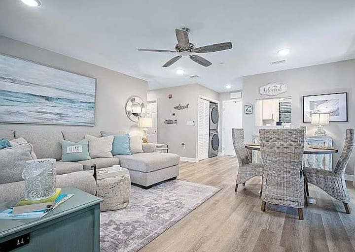 The Bay House - Daphne, AL