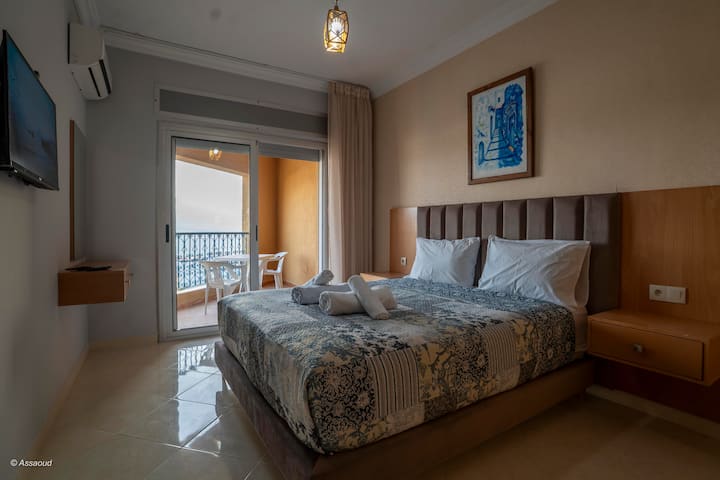 Cozy 1br Retreat With Rooftop Views - Chefchaouen