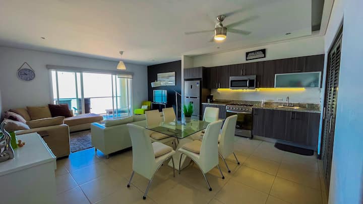 Bello Departamento Frente Al Mar - Tijuana