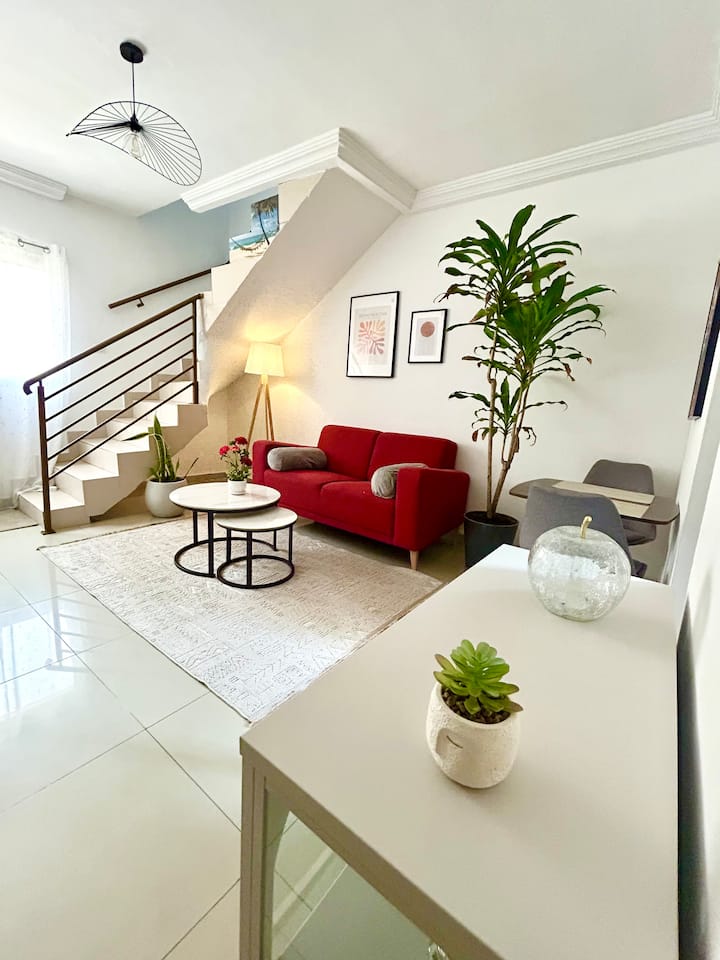 Superbe T2 Aux Ii Plateaux Vallon Cocody - Abidjan