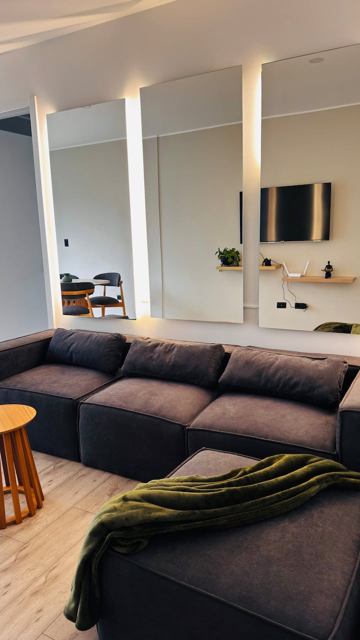 “Moderno Depto 2d/br En La Mejor Zona De Quito” - Quito