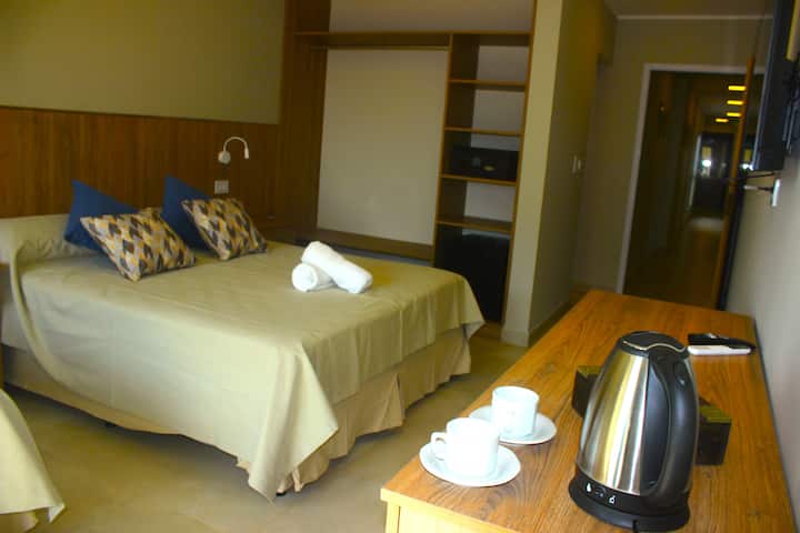 Habitación Triple Con Balcón - Salta