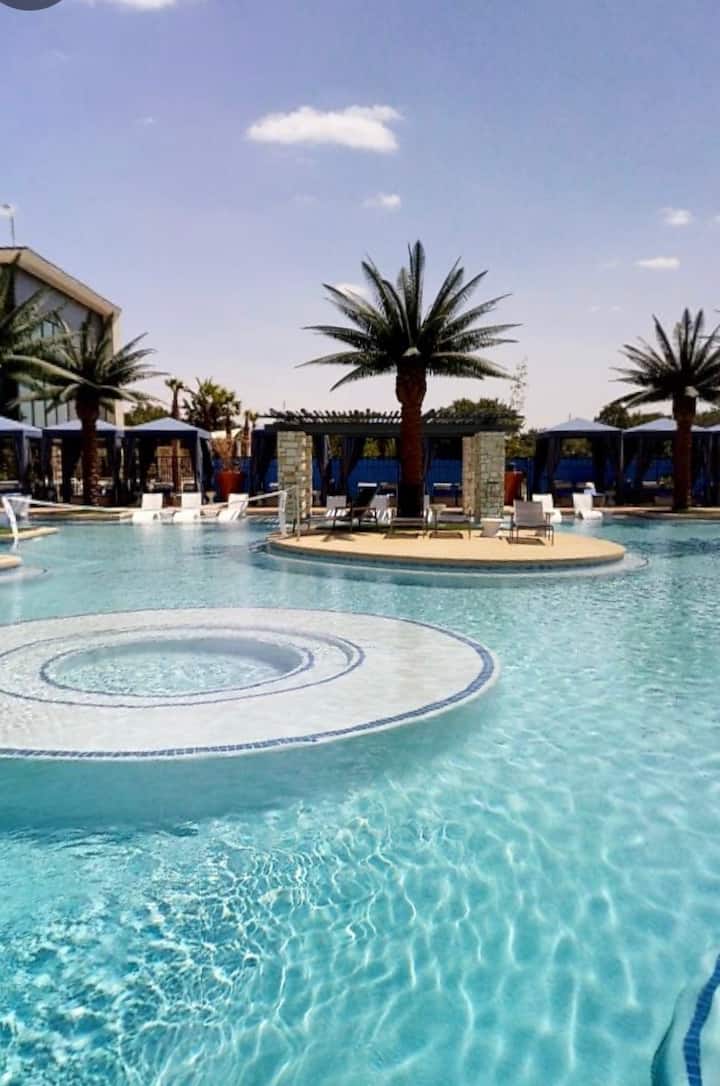 Upscale, Spacious 1bedroom - Carrollton, TX